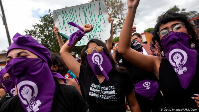 El significado de los colores morado, verde y rosa en el movimiento ...